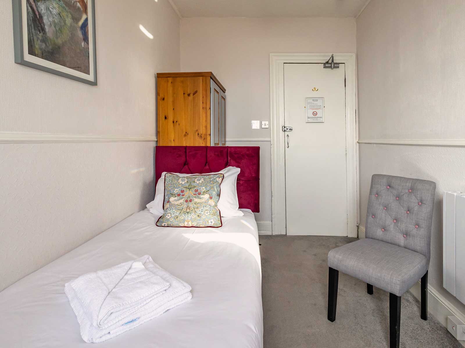 Room 12 – The Gresham Hotel
